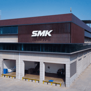 SMK Helmets' Unmatched Innovation & Quality Capabilities.